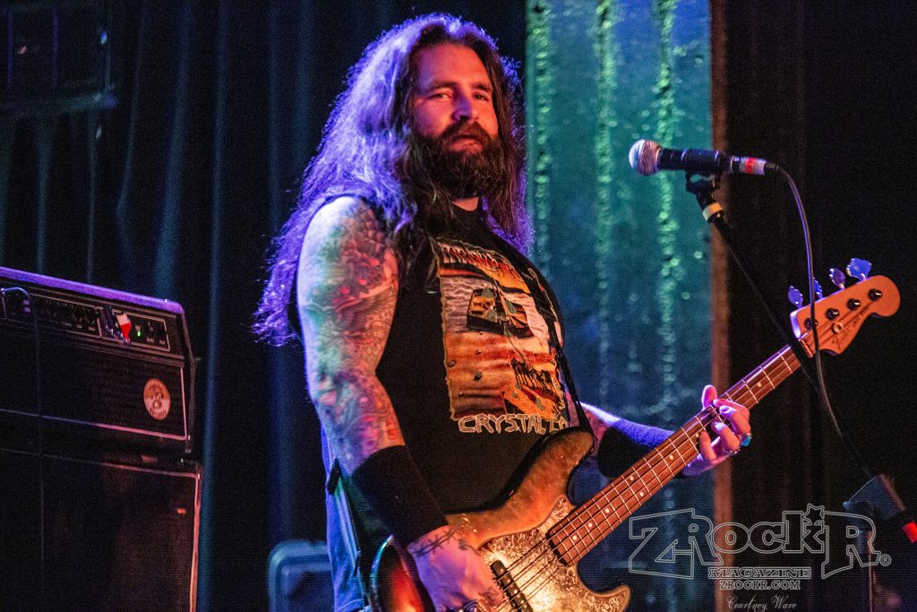 mothership (2) – ZRockR Magazine